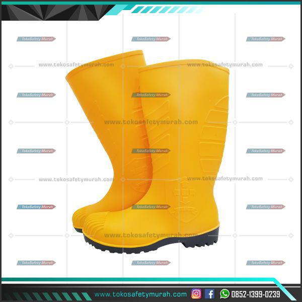 Sepatu Boot Safety Besi Pelindung / STRENGTH Ujung Besi / Boots PVC ...