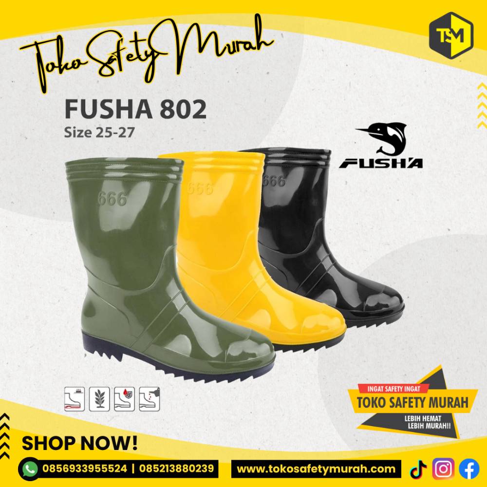 Sepatu Boots PVC Karet Anti Slip Tahan Air Nyaman Dipakai Size 38-44 ...
